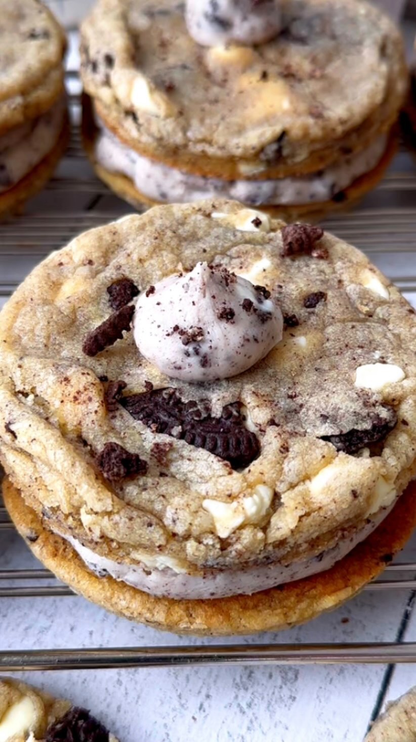 Italian Cream Cake - Sweet Monkey